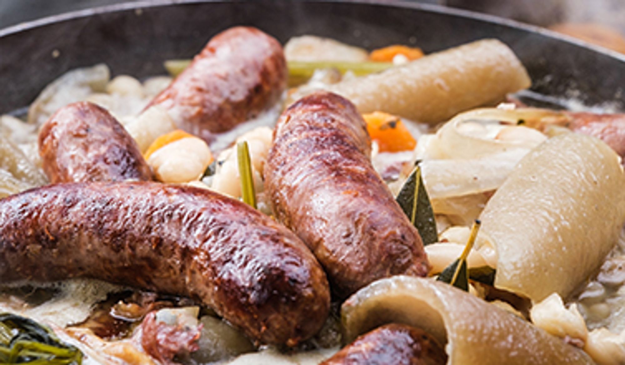 Haricots couenne et saucisses de canard | Perigord